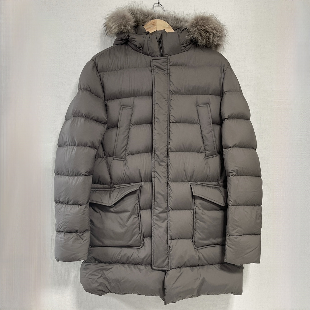 心斎橋店で、ヘルノのレジェンドコレクションのN-3Bタイプダウンコート、PI003ULEを買取ました。 買取価格・実績 2024年1月25日公開情報｜ブランド買取の【エコスタイル】